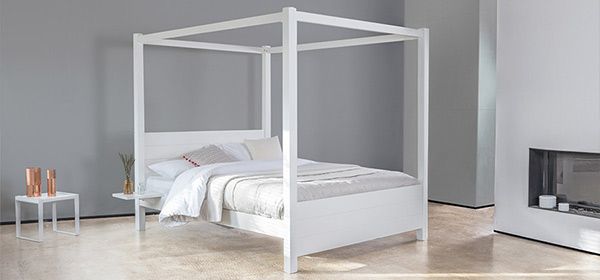 Four Poster Beds - The History – The London Bed Co